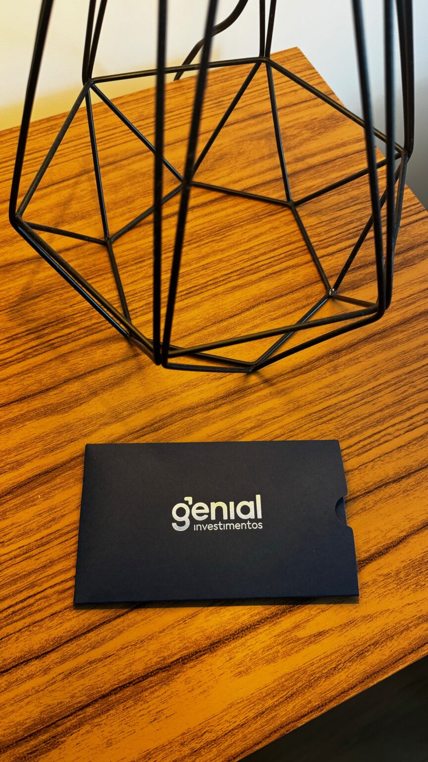 Cartão de crédito Genial Investimentos Mastercard Black | Cartões ...