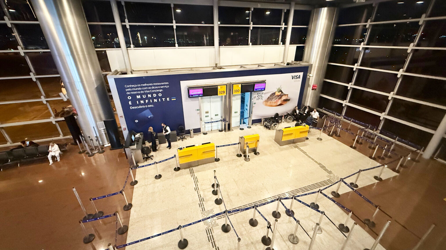 Nubank Ultravioleta Lounge no Aeroporto de Guarulhos | Cartões, Milhas ...