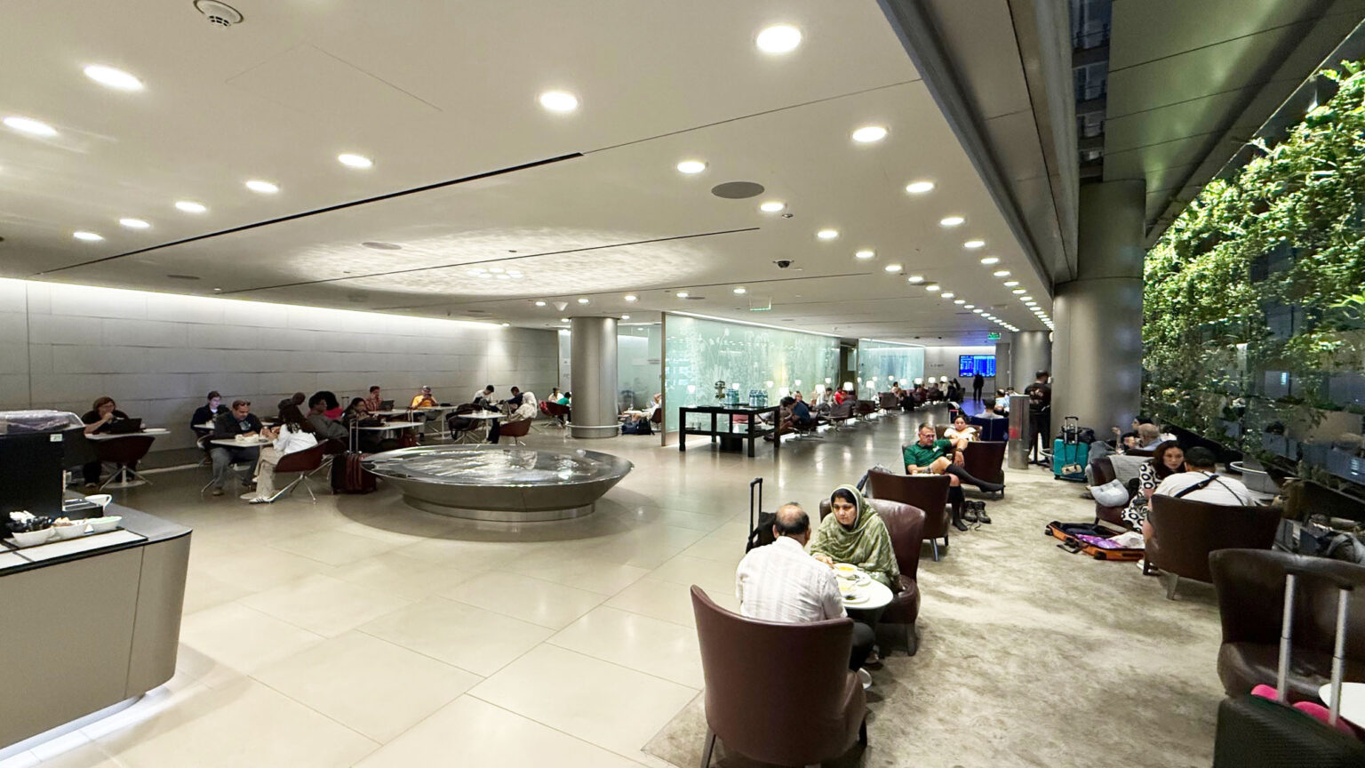 Al Maha Lounge South no Aeroporto de Doha | Cartões, Milhas e Viagens